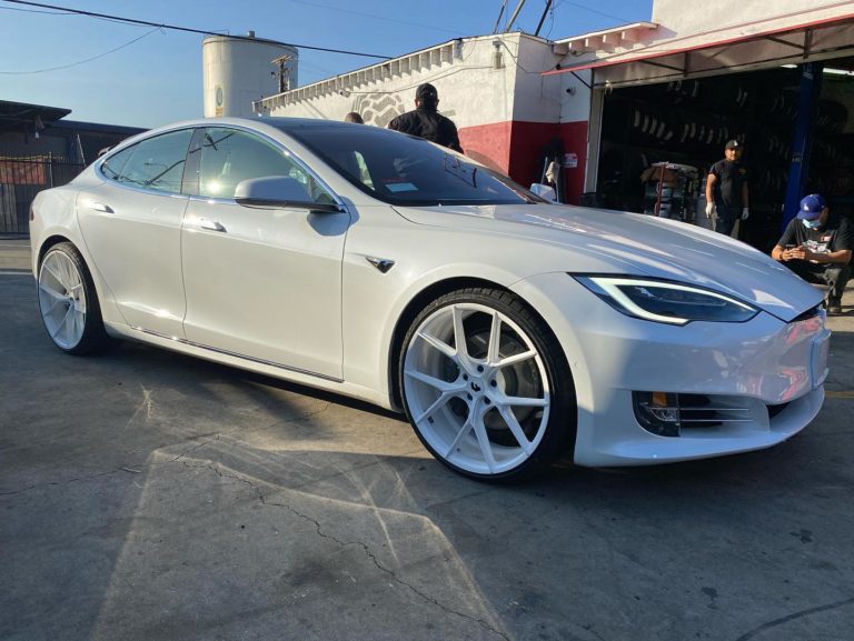 Tesla Model S White Forgiato TEC S2 | Wheel Front