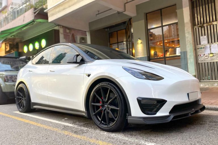 Tesla Model Y White Vossen HF-3 | Wheel Front