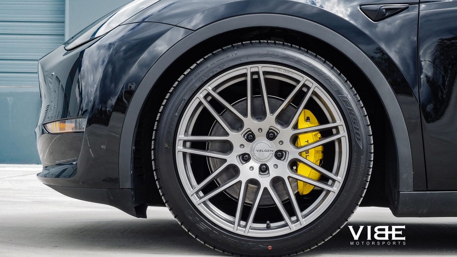 Tesla Model Y Black Velgen VF9 | Wheel Front