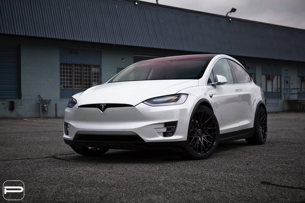 Tesla Model X White PUR FL25 Wheel | Wheel Front