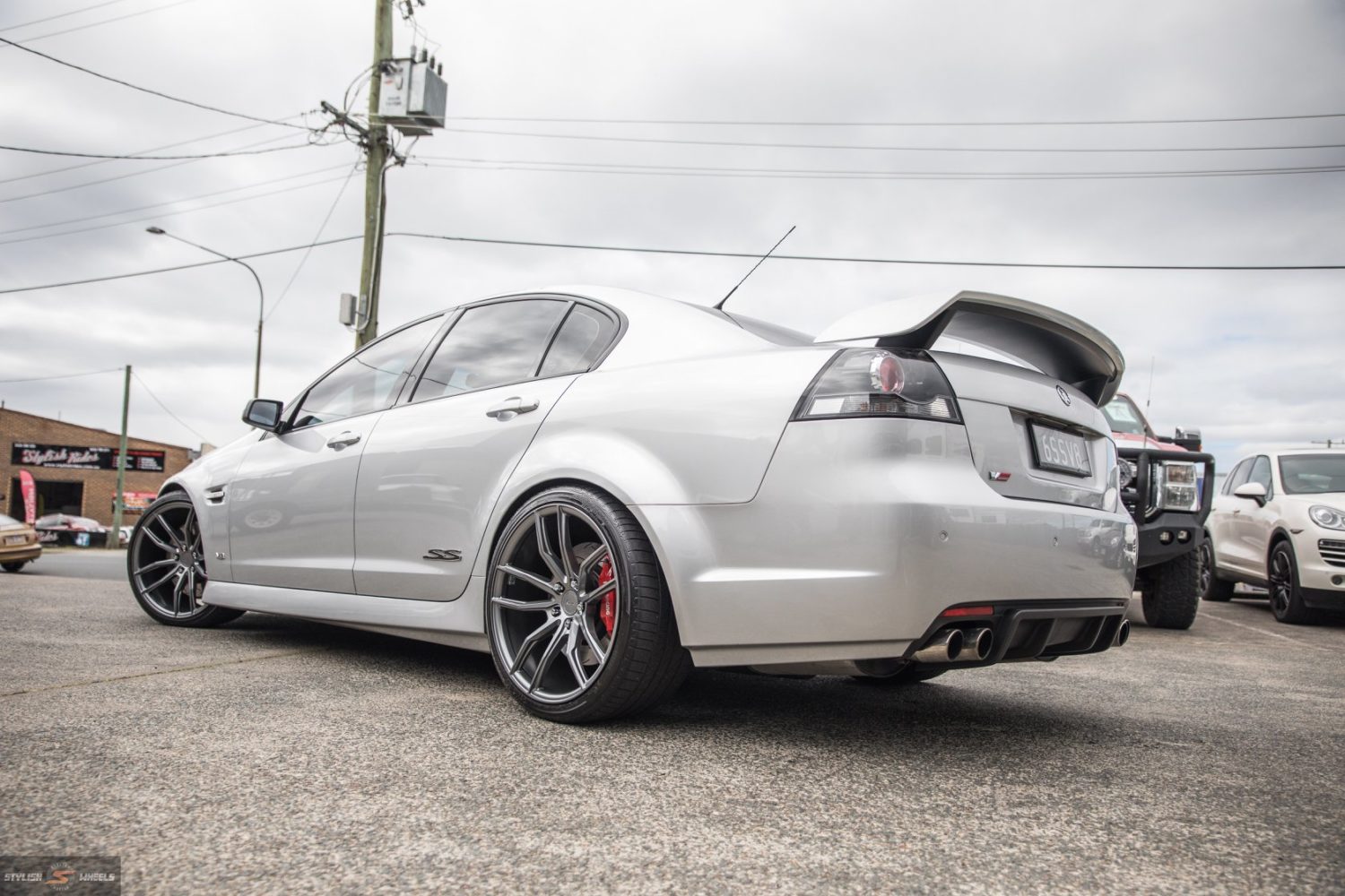 Holden Commodore VE SS Silver Koya SF11 | Wheel Front