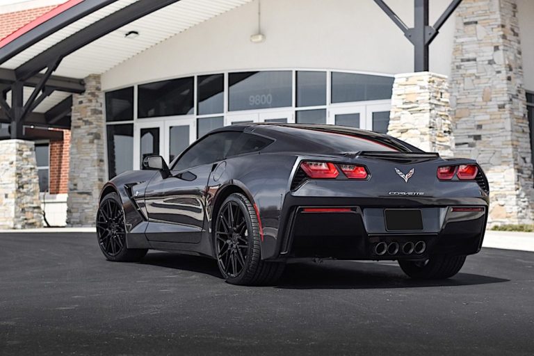 Chevrolet Corvette C7 Stingray Black Verde VFF01 | Wheel Front