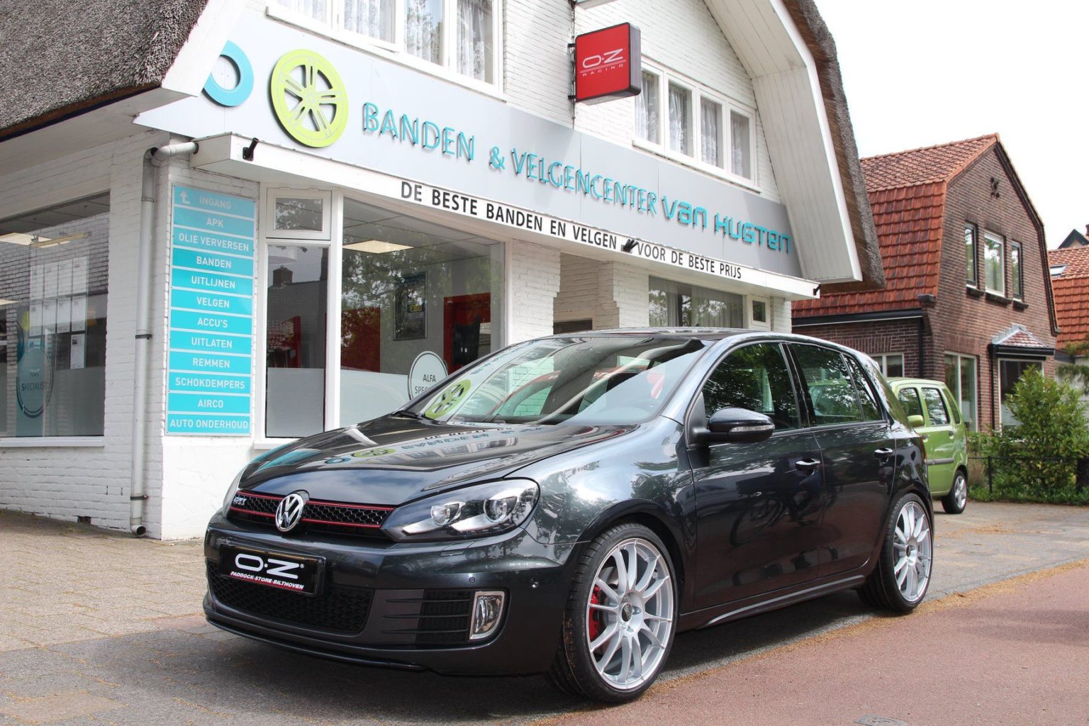 Volkswagen Golf GTI VI Grey OZ Ultraleggera HLT | Wheel Front