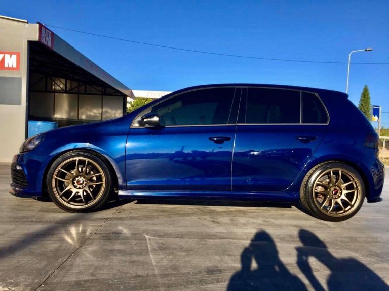 Volkswagen Golf R VI Blue Japan Racing JR-29 Wheel | Wheel Front
