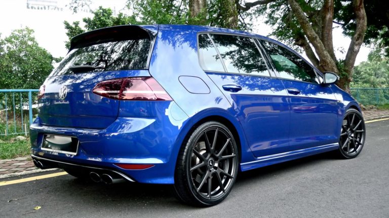 Volkswagen Golf R 7 Blue with Vorsteiner V-FF 106 Aftermarket Wheels ...