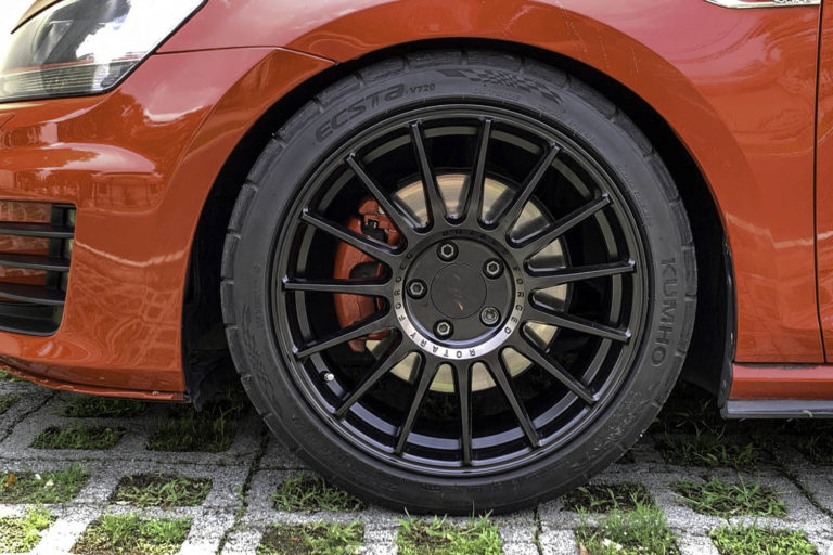 Volkswagen Golf GTI Mk7 Red TSW Paddock | Wheel Front