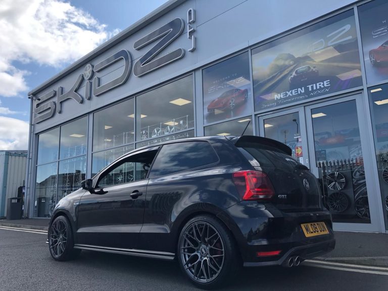 Volkswagen Polo GTI Black with Bola B17 Aftermarket Wheels | Wheel Front