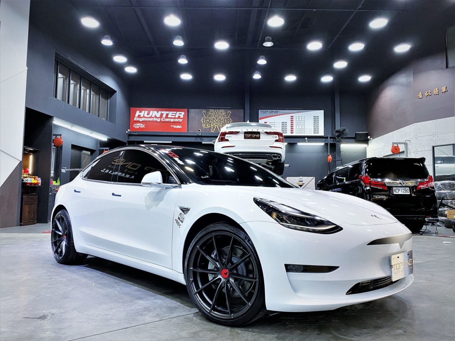 Wheel Front | Aftermarket Wheels Gallery - Tesla