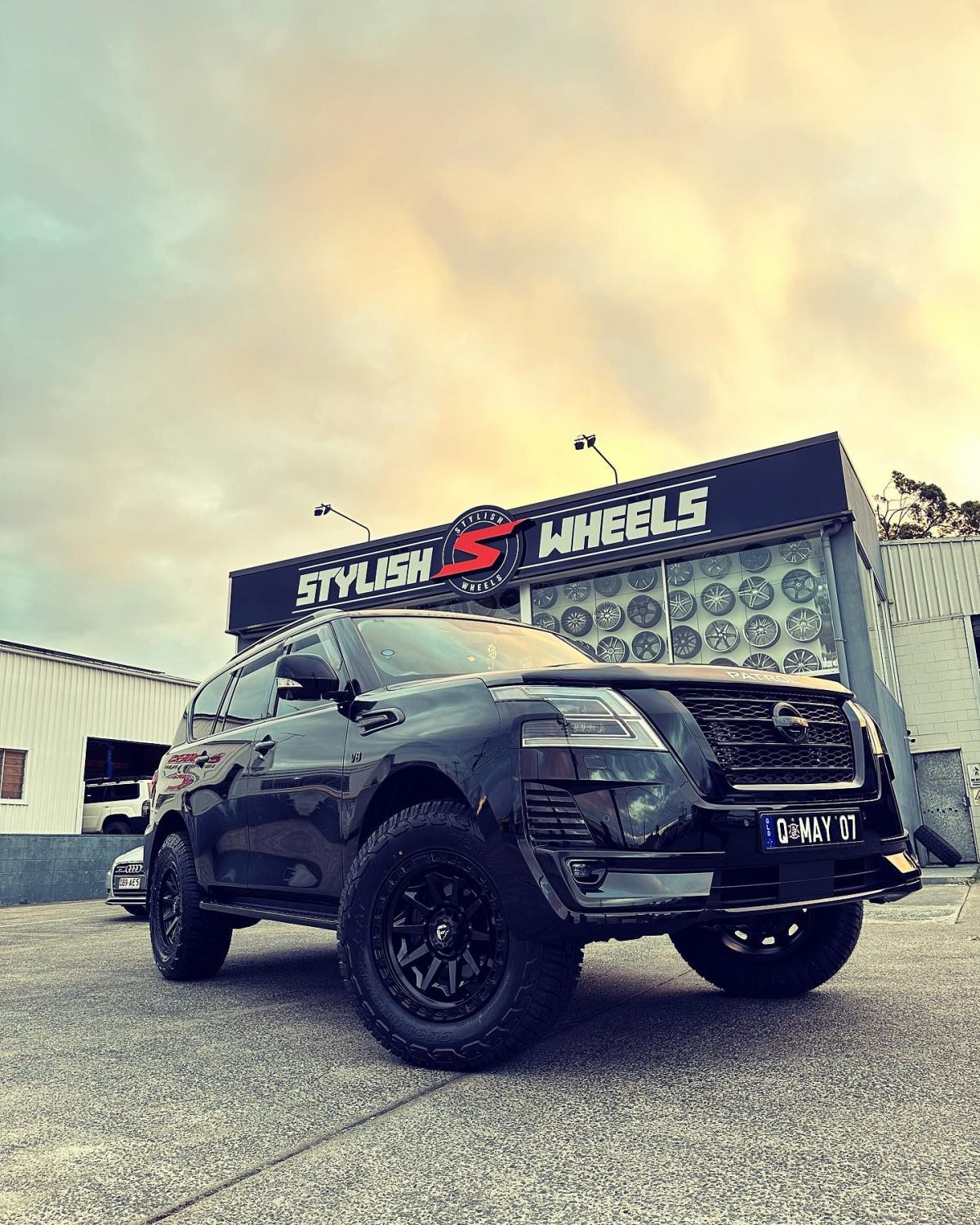 Nissan Patrol Y62 Black Fuel Off-Road Covert D694 | Wheel Front