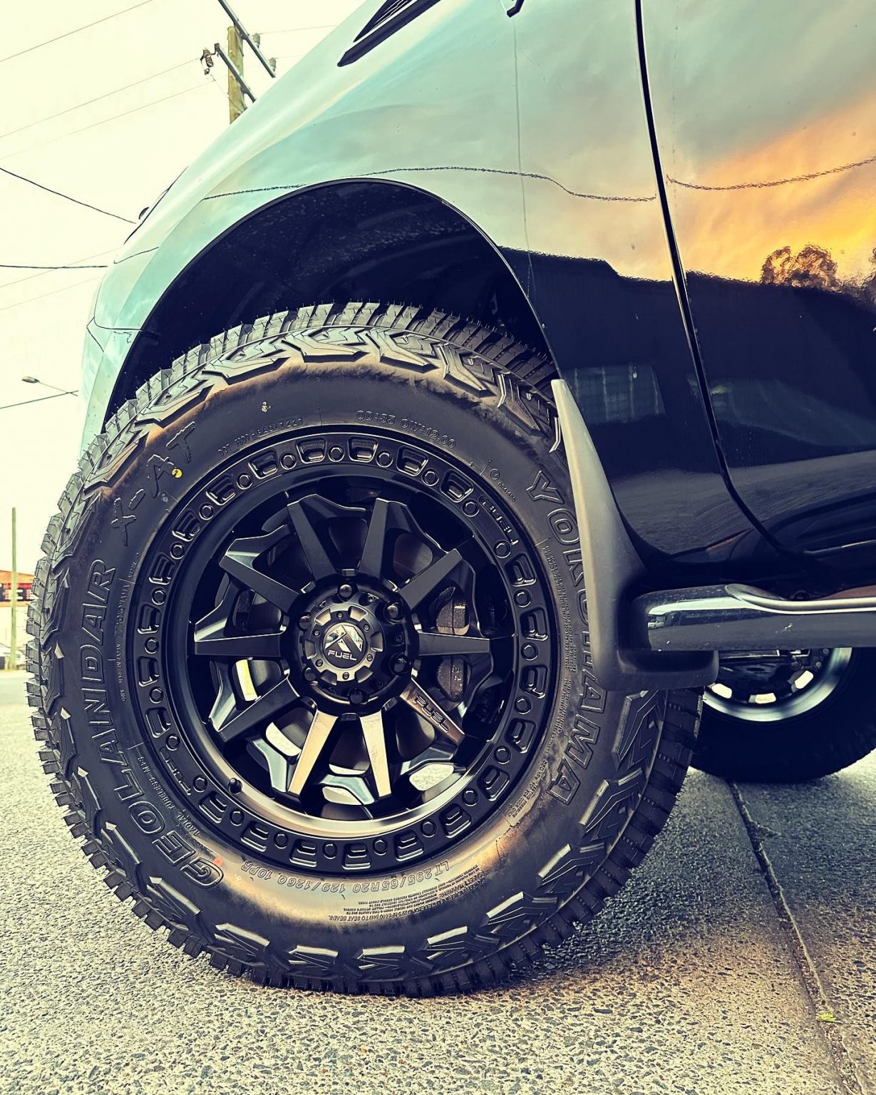 Nissan Patrol Y62 Black Fuel Off-Road Covert D694 | Wheel Front